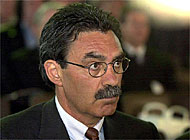 Honegger steps down from UBS board - SWI swissinfo.ch