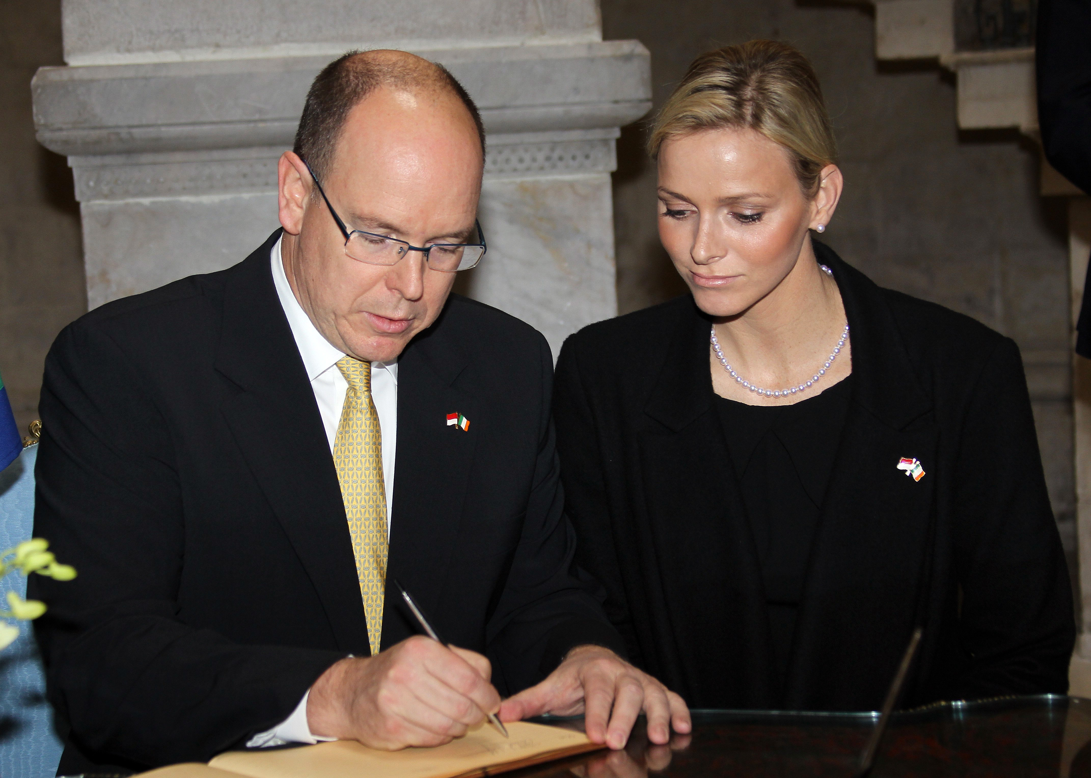 Calmy-Rey to miss Monaco royal wedding - SWI swissinfo.ch