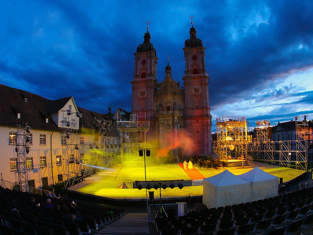 St. Galler Opernaufführung als spektakuläre Videoshow - SWI swissinfo.ch