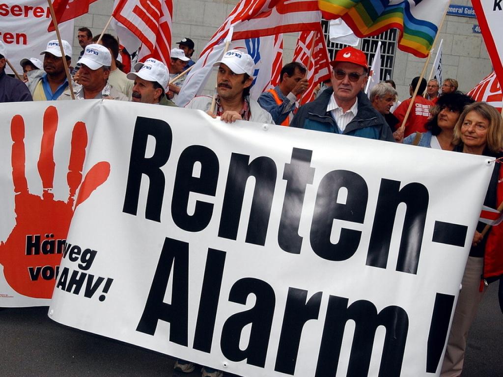 Previdenza 2020, secco no di PS e PPD a commissione - SWI swissinfo.ch