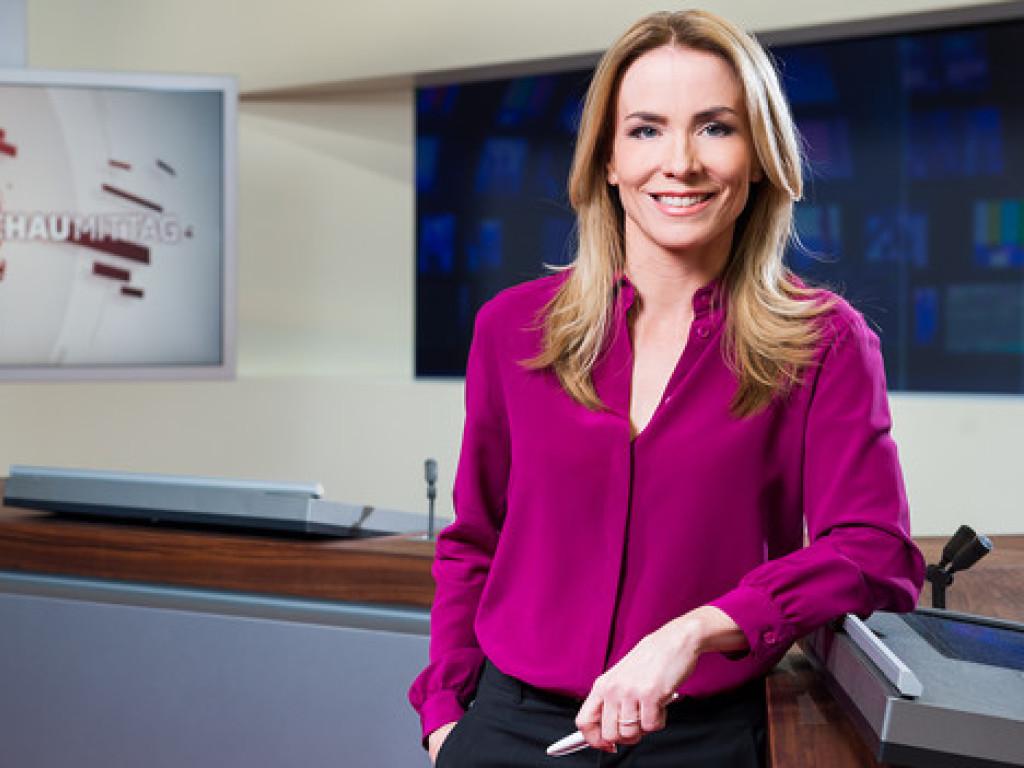 Monika Schoenenberger wird "Tagesschau"-Moderatorin - SWI swissinfo.ch