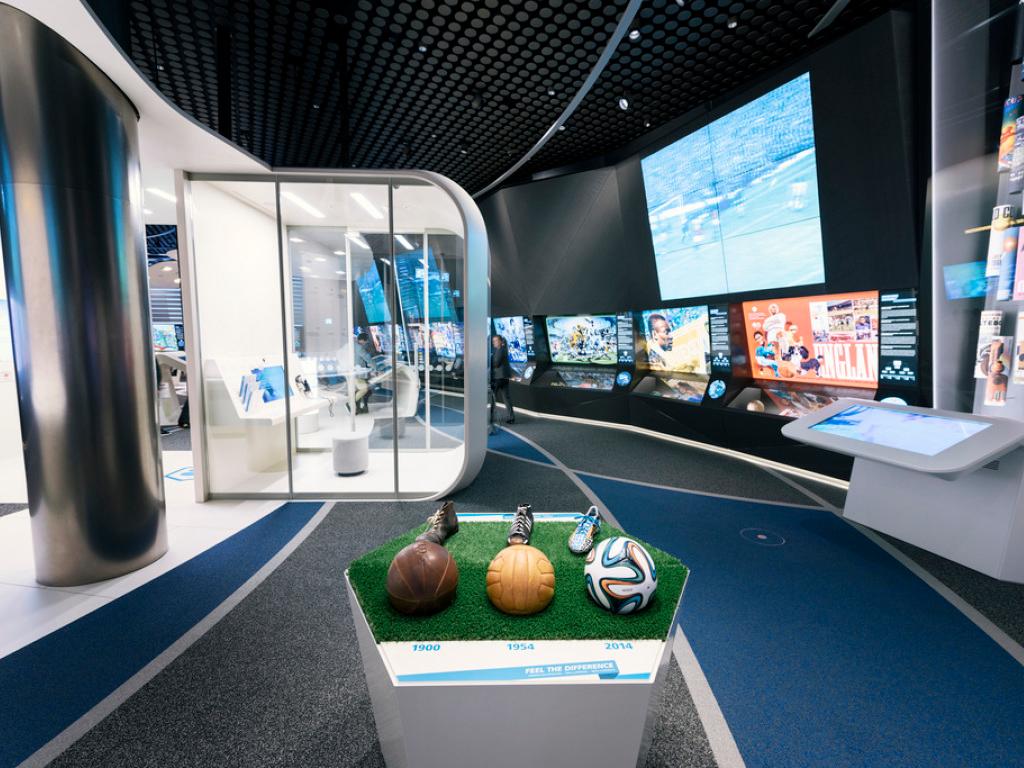 Zurigo: museo Fifa attira visitatori da 140 nazioni - SWI swissinfo.ch