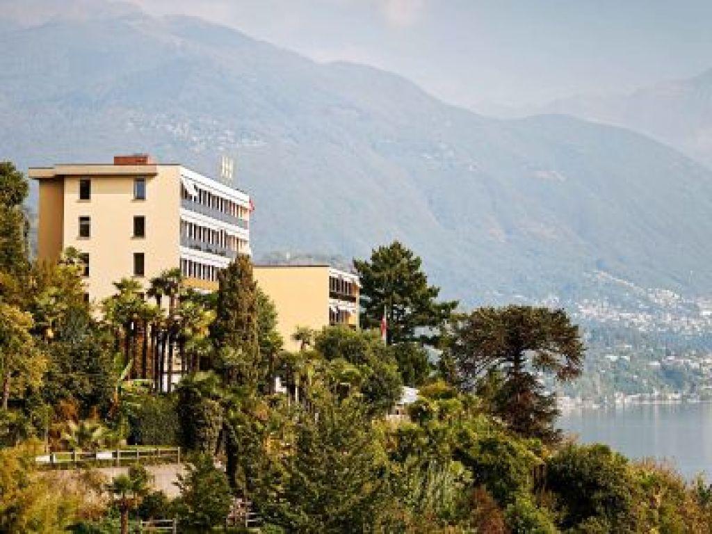 Reka weiht ihr erstes Hotel der Schweiz im Brissago ein - SWI swissinfo.ch