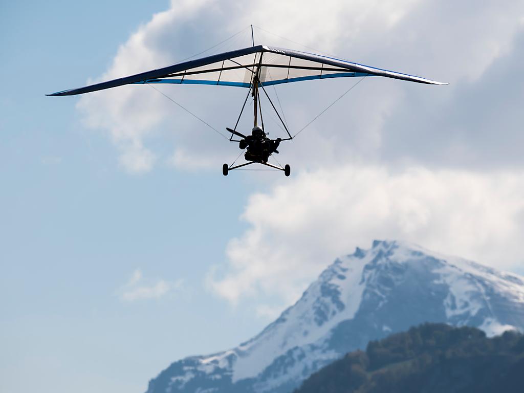 Xavier Rosset è partito per un giro del mondo in ultraleggero - SWI ...