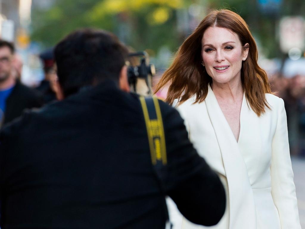 Julianne Moore in Remake von Susanne Biers "Nach der Hochzeit" - SWI ...