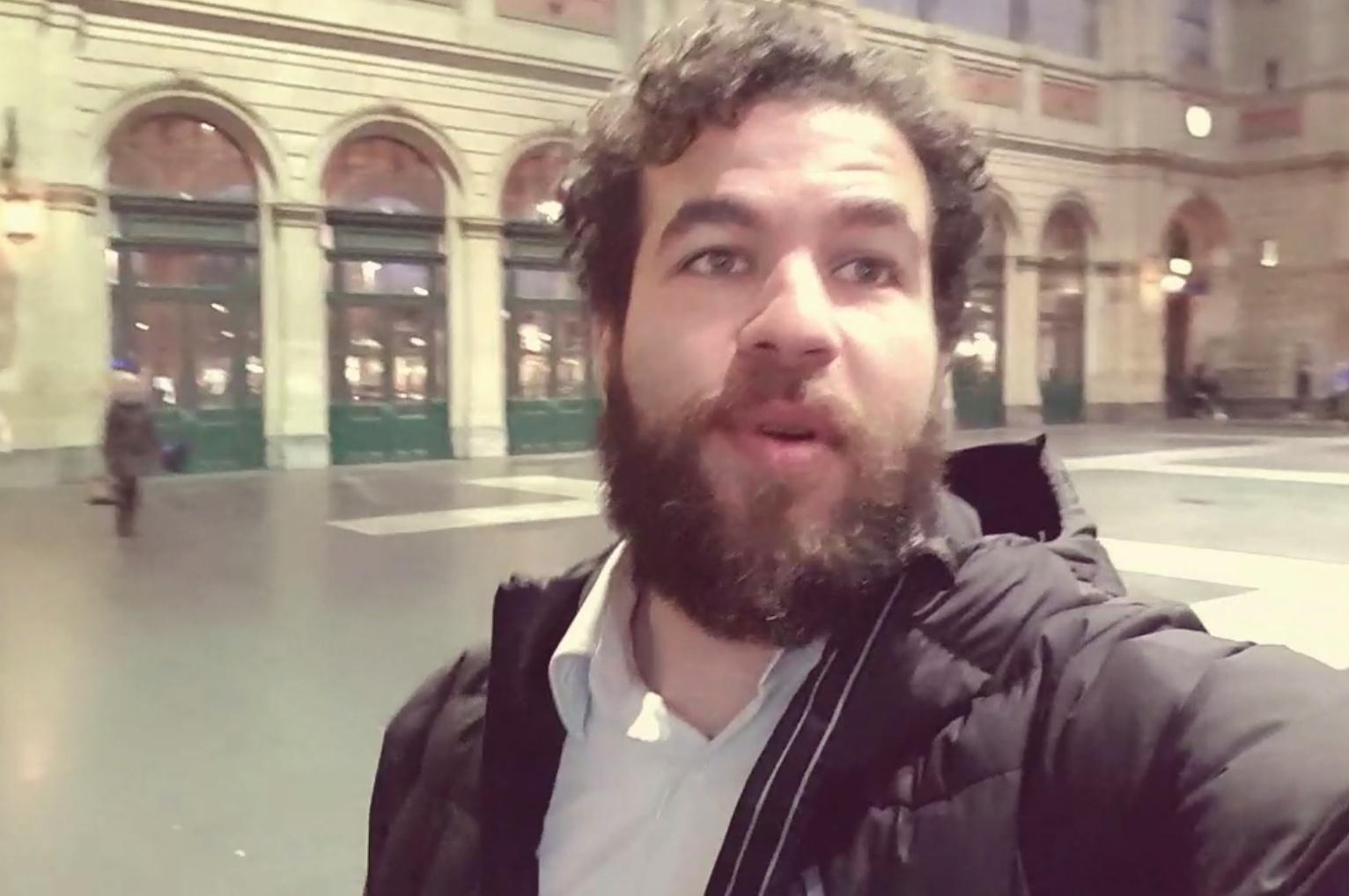 Uma câmera na mão, e a Suíça na cabeça - SWI swissinfo.ch