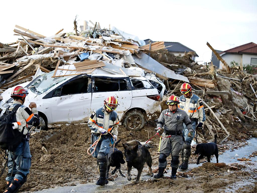 Schlimmstes Unwetter in Japan seit Jahrzehnten: Schon über 140 Tote ...