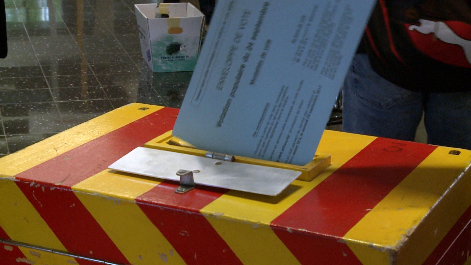 The Confederation says yes to electronic voting - SWI swissinfo.ch