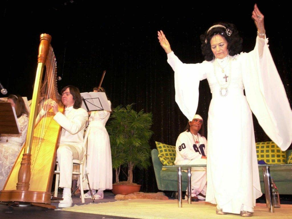 Morta in Germania la svizzera Uriella: fondatrice setta "Fiat Lux ...