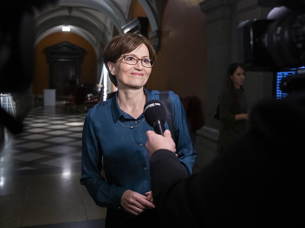 Grünliberale hören Bundesratskandidatin Regula Rytz an - SWI swissinfo.ch