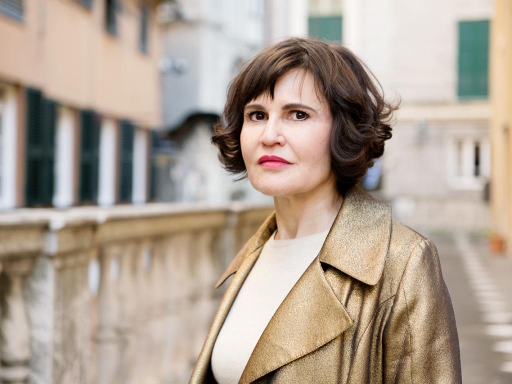 GR: Romana Ganzoni si aggiudica il Premio letterario Grigione 2020 ...