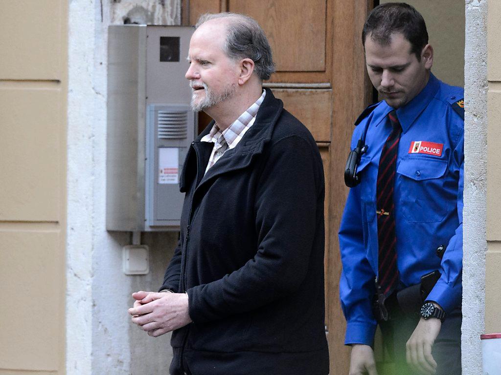 Bieler Rentner Peter Hans Kneubühl wird verwahrt - SWI swissinfo.ch