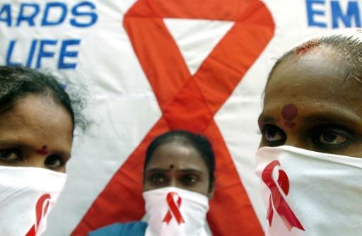 ¿Qué se puede aprender de la epidemia del sida para frenar la COVID-19 ...