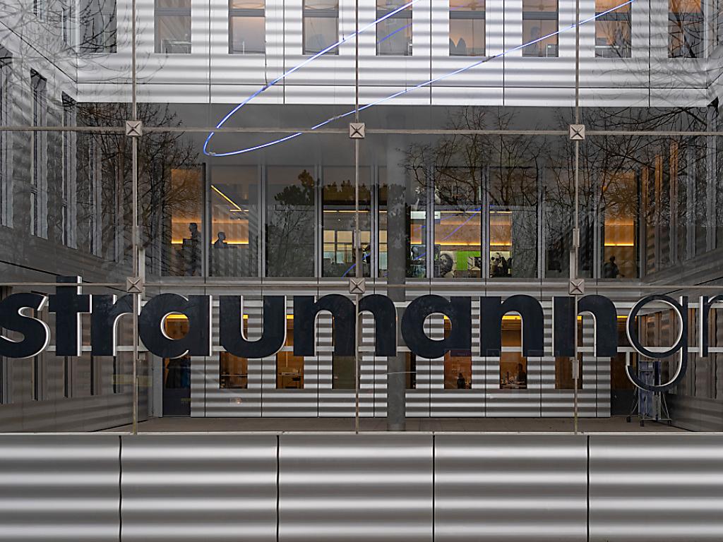 Straumann streicht wegen Corona weltweit 660 Stellen - SWI swissinfo.ch