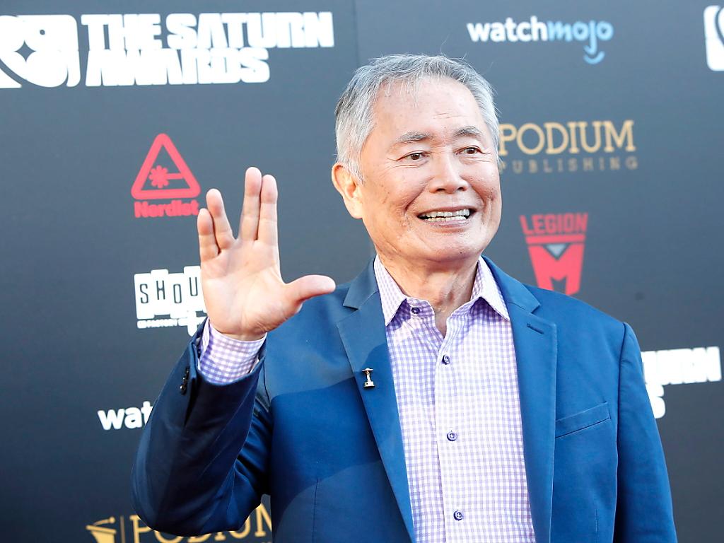 Filmstar empfiehlt "Vulkanier-Gruss" gegen Coronavirus - SWI swissinfo.ch