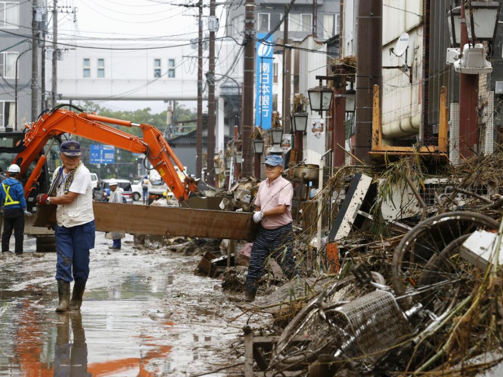 Weiter Unwetter in Japan - Dutzende Todesopfer - SWI swissinfo.ch