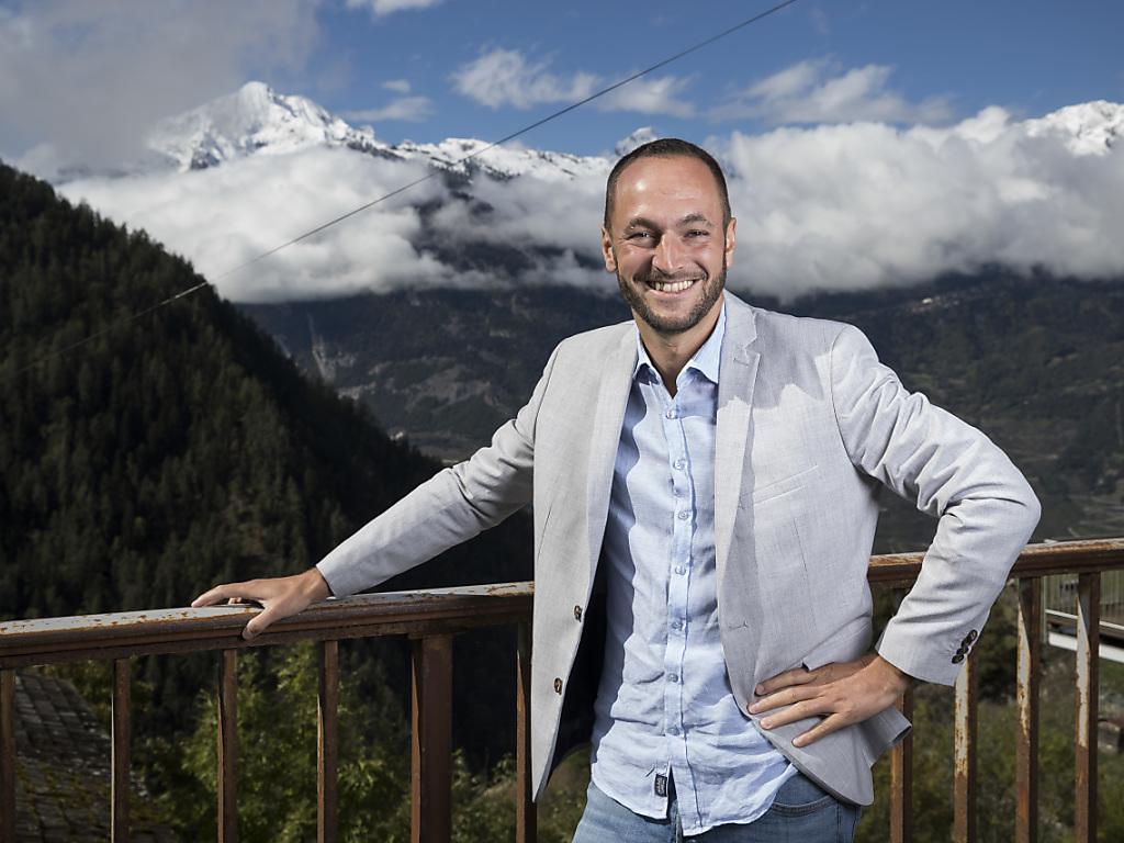 Mathias Reynard lancé dans la course au Conseil d'Etat valaisan - SWI ...