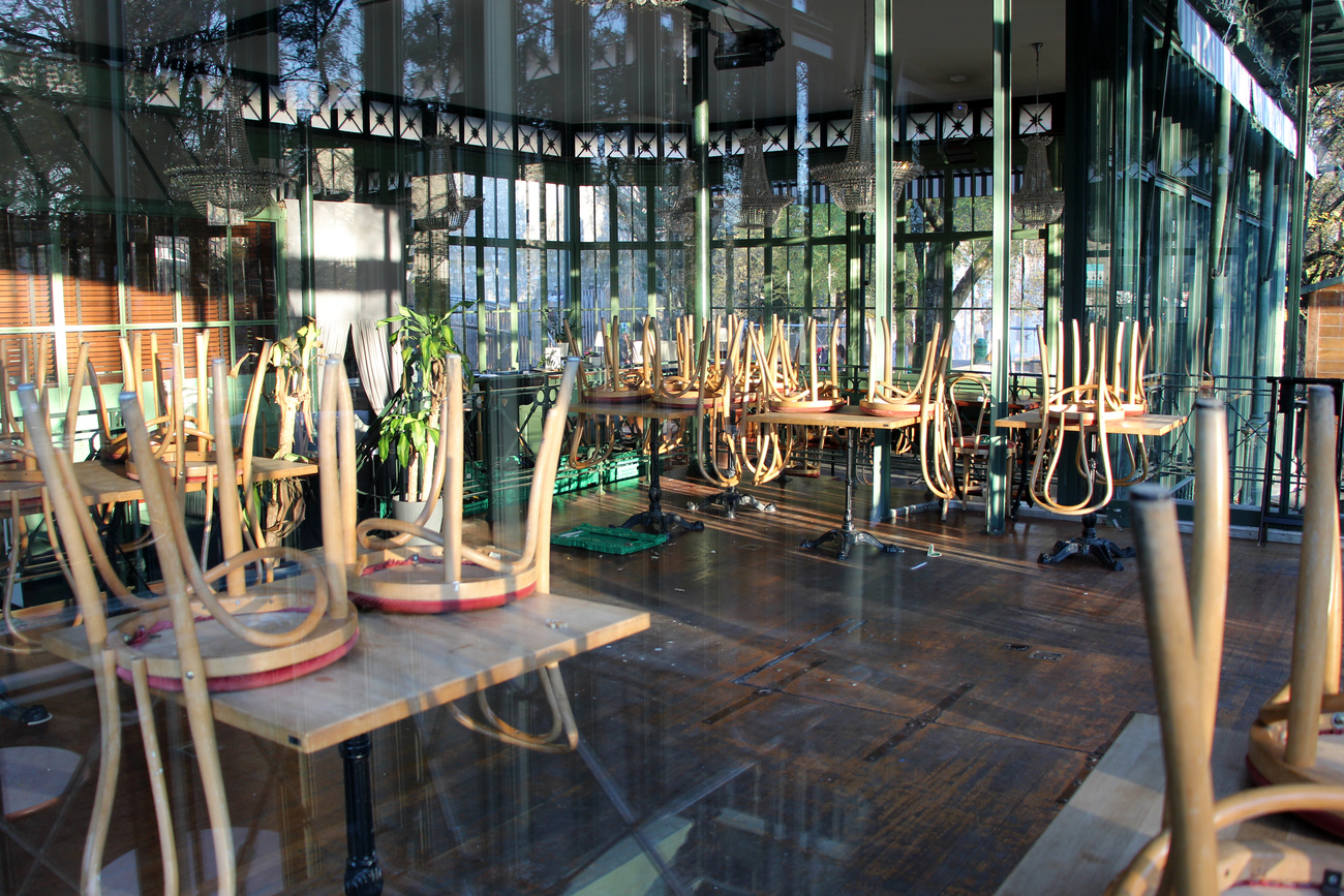 Los cantones piden reforzar medidas anticoronavirus - SWI swissinfo.ch