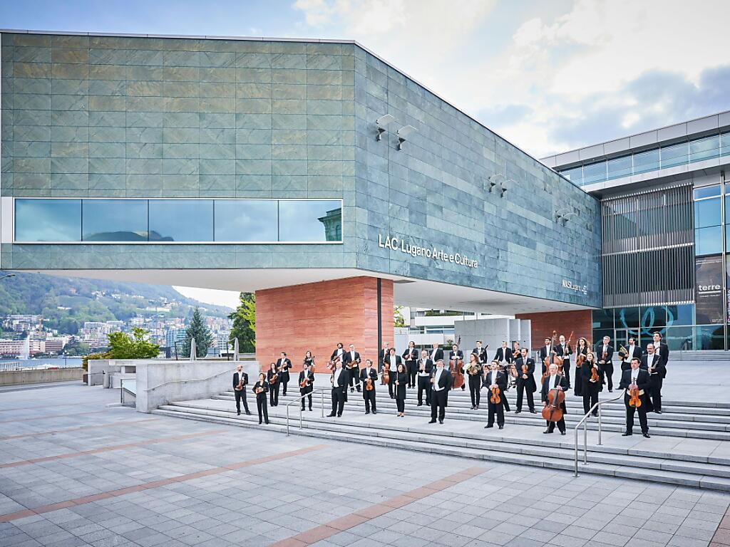 Grazie agli allentamenti, l'OSI torna ad esibirsi dal vivo al LAC - SWI ...