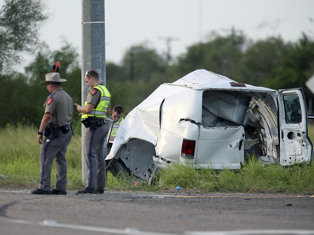 Usa: nuova strage immigrati, almeno 10 morti in incidente - SWI ... Usa: nuova strage immigrati, almeno 10 morti in incidente - SWI ...