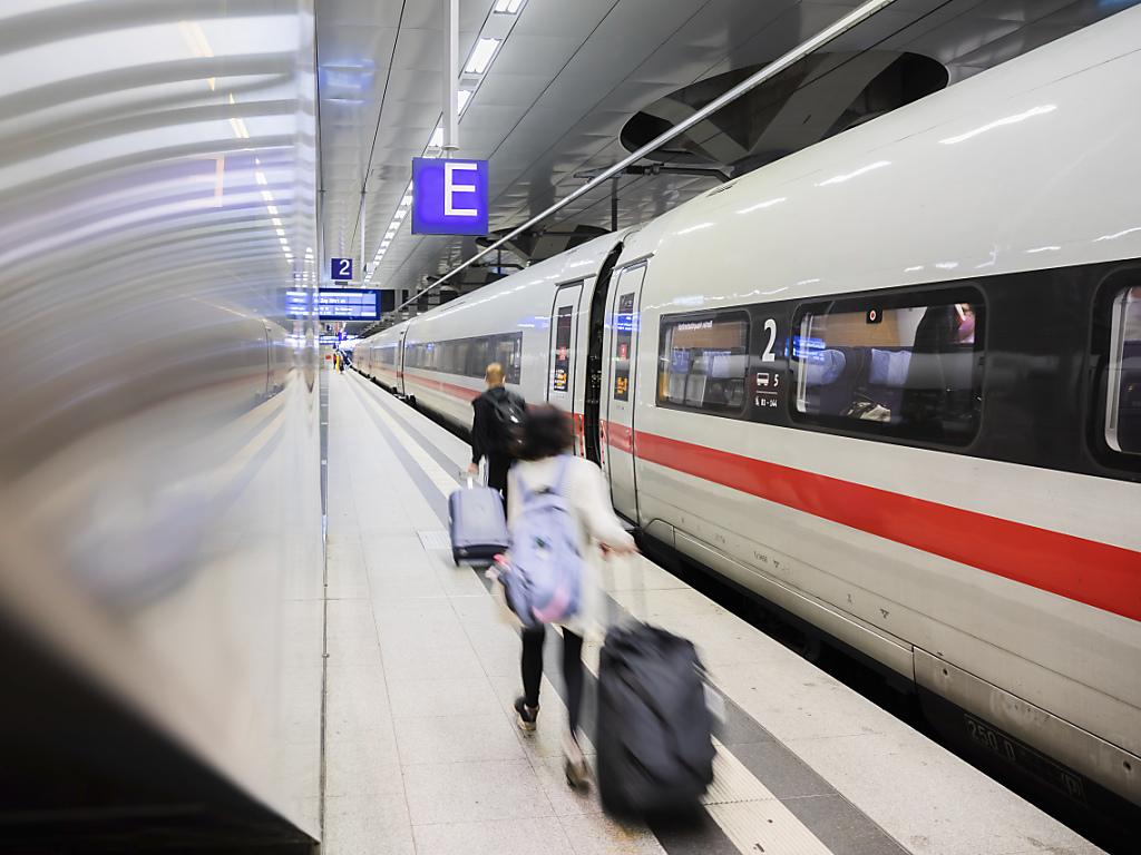 Deutsche Bahn unterliegt vor Gericht - Lokführer-Streik geht weiter - SWI swissinfo.ch