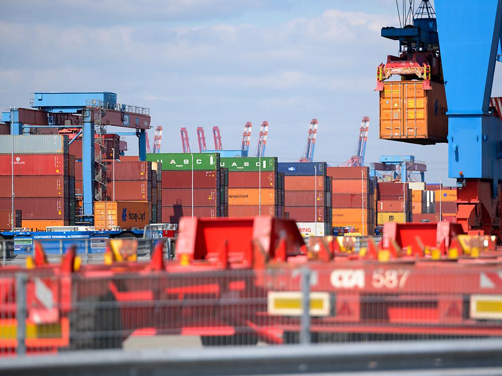 Deutsche Exporte im April mit Zuwächsen - SWI swissinfo.ch