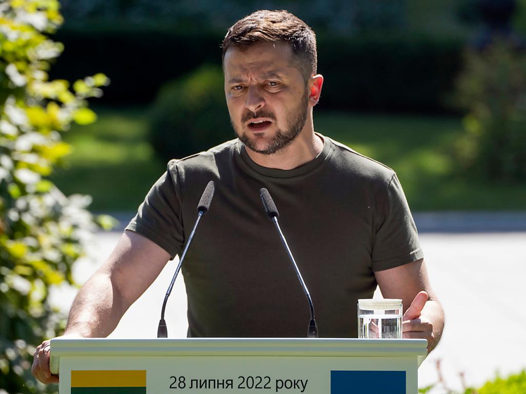 Selenskyj verspricht Rückholung der Krim - Die Nacht im Überblick - SWI swissinfo.ch