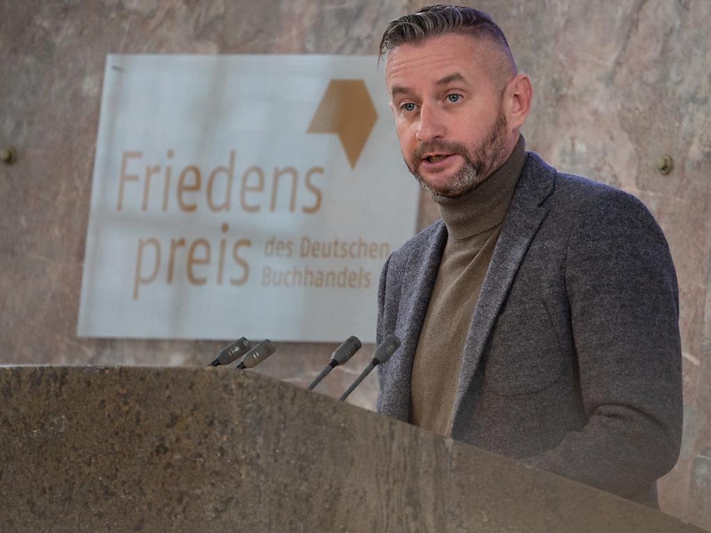 "Zhadan begeistert uns": Ukrainischer Autor mit Friedenspreis geehrt ...
