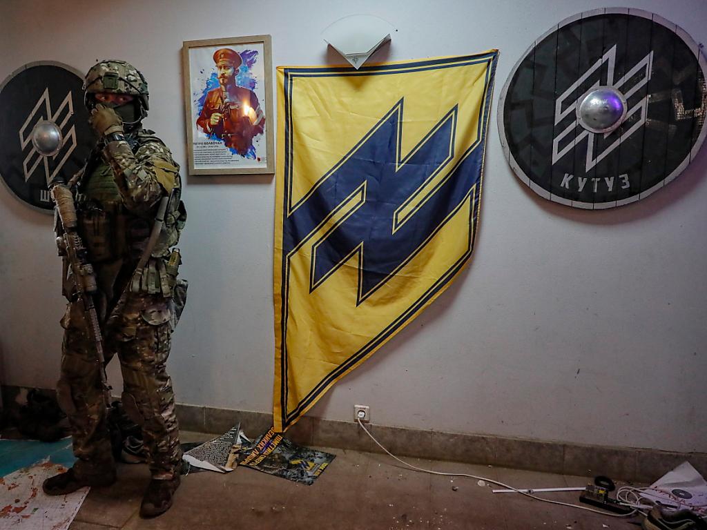 Comandanti Azov, 'Mosca ha cercato di reclutarci' - SWI swissinfo.ch