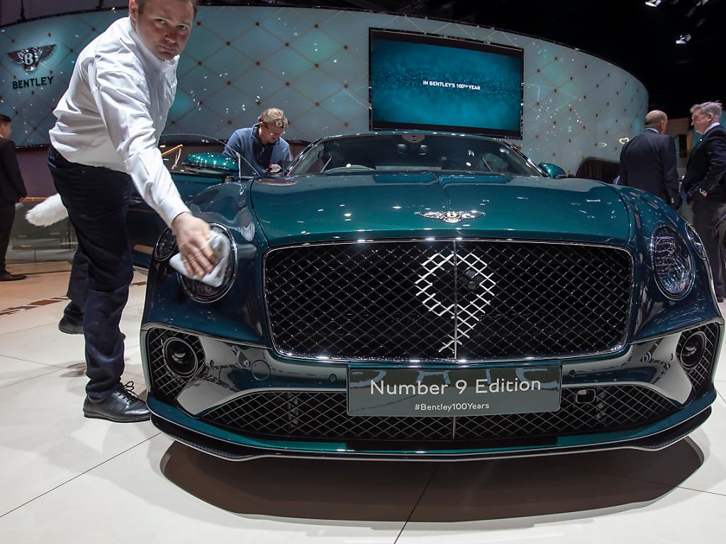 Bentley abandonne son emblématique moteur 12 cylindres - SWI swissinfo.ch