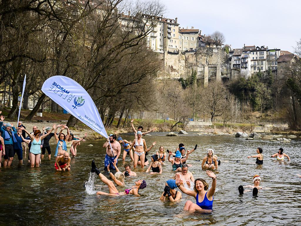 La Marche bleue s'arrête à Fribourg avant de rallier Berne - SWI ...