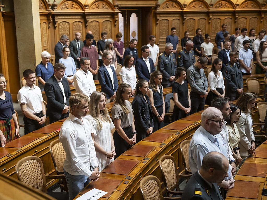 Atleti di punta da Amherd, ma il pensiero va a Gino Mäder - SWI ...
