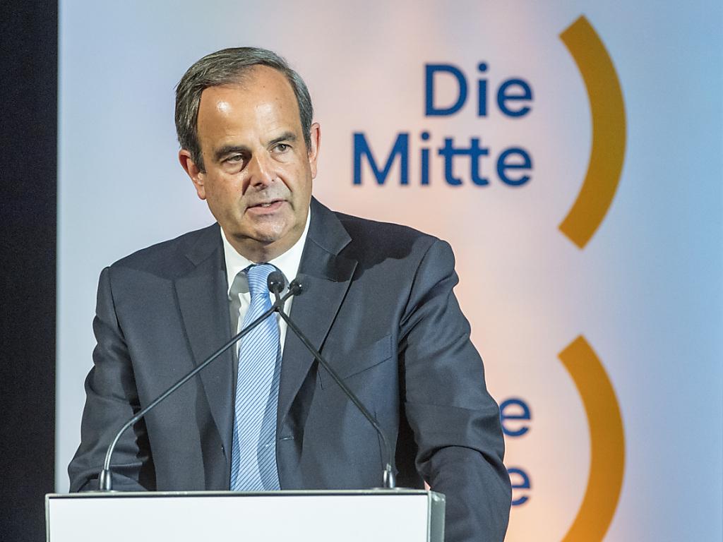 Mitte-Präsident Pfister: "Unser Formstand stimmt" - SWI swissinfo.ch