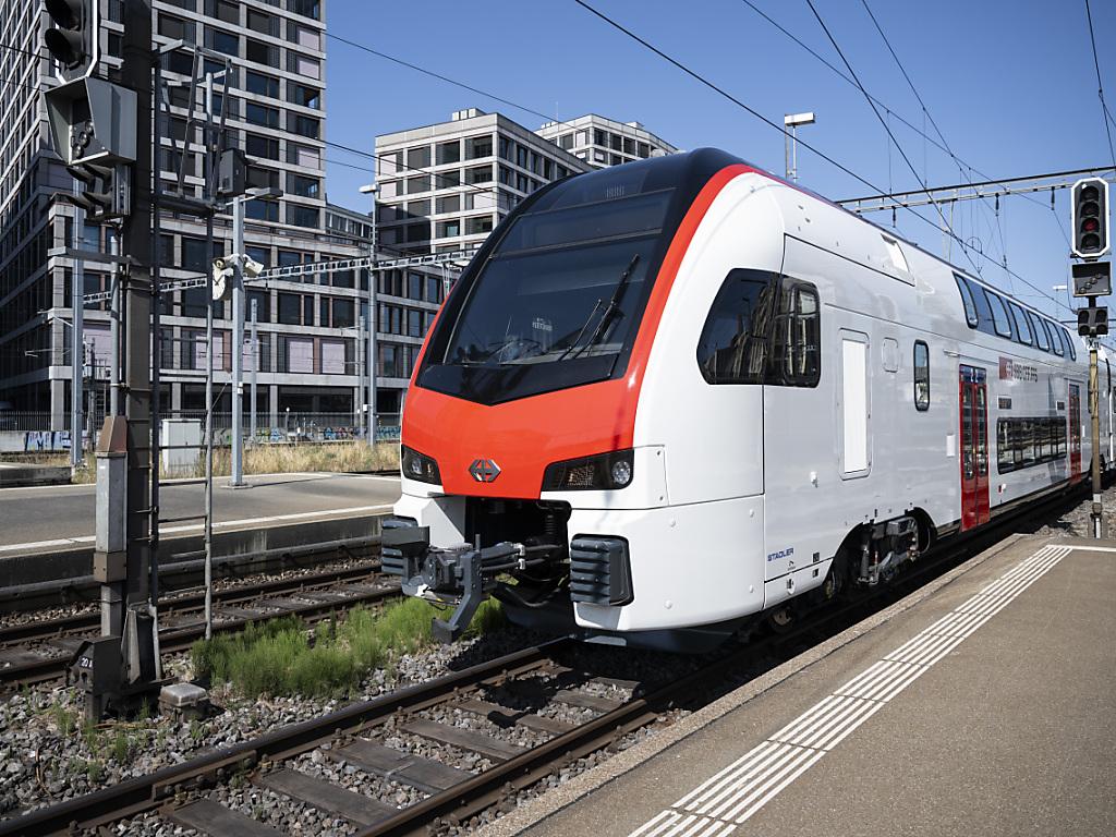 Nouveau train IR à deux étages sur le réseau des CFF - SWI swissinfo.ch