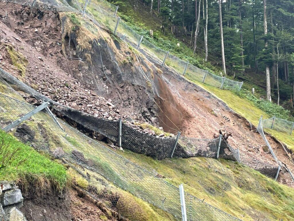 Lage im Rutschgebiet in Schwanden GL spitzt sich wegen Regens zu - SWI swissinfo.ch
