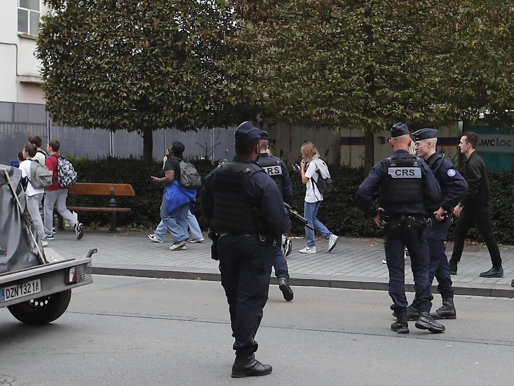 Attaque d'Arras: la France passe en alerte Attaque d'Arras: la France passe en alerte