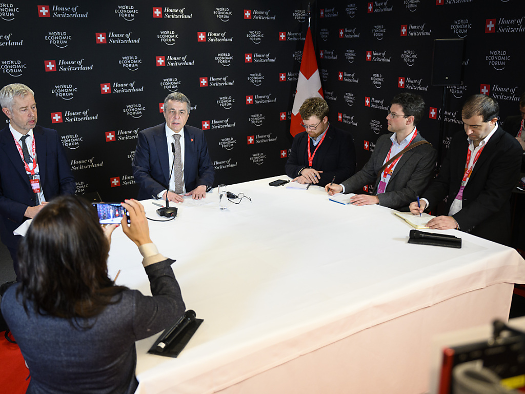 Ucraina: Cassis non sa dire se Mosca sarà invitata a summit pace - SWI ...