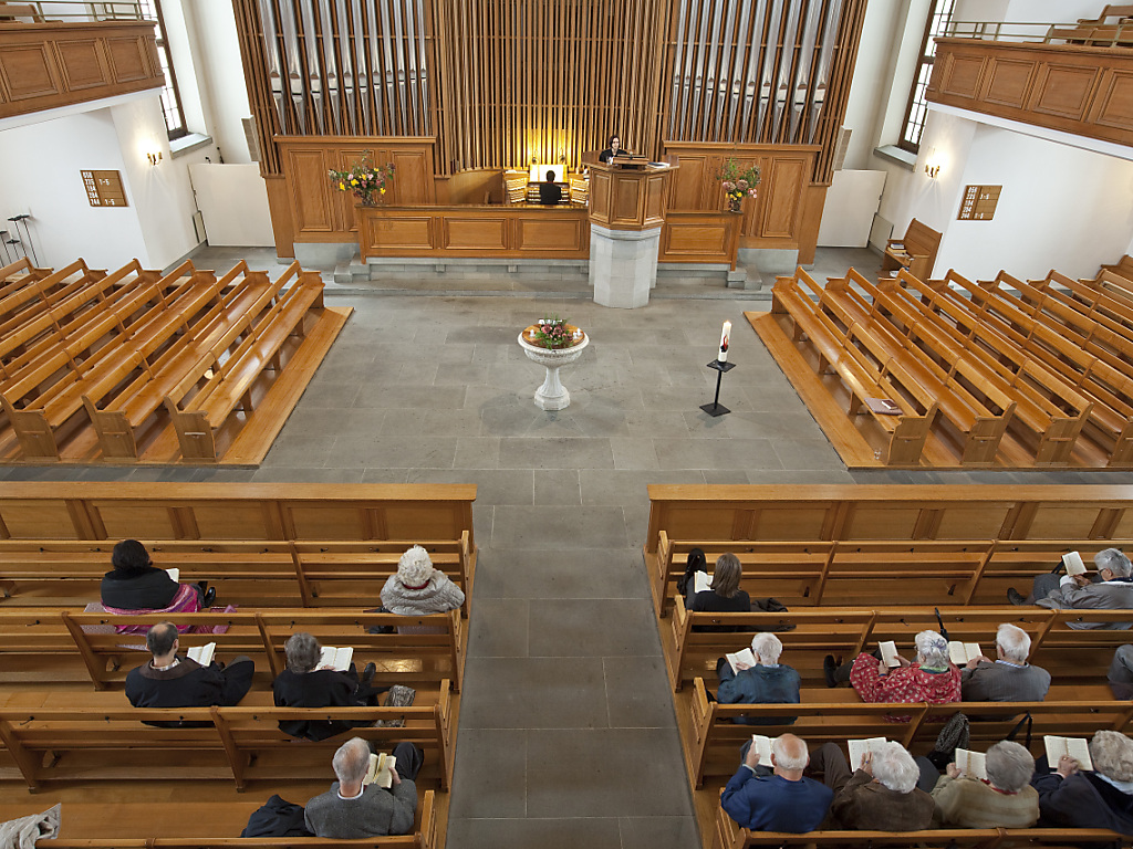 Erstmals mehr Religionslose als Katholiken in der Schweiz - SWI ...