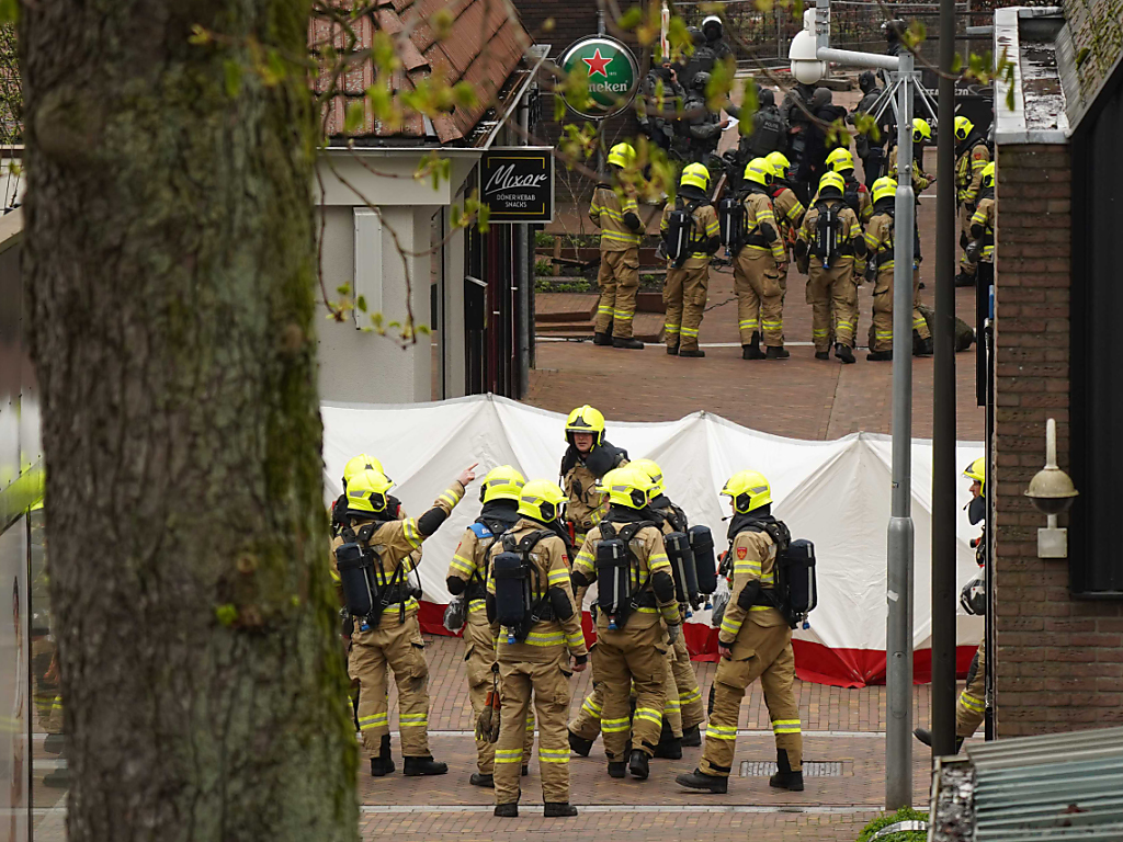 Geiselnahme in Niederlanden - Grosseinsatz der Polizei - SWI swissinfo.ch
