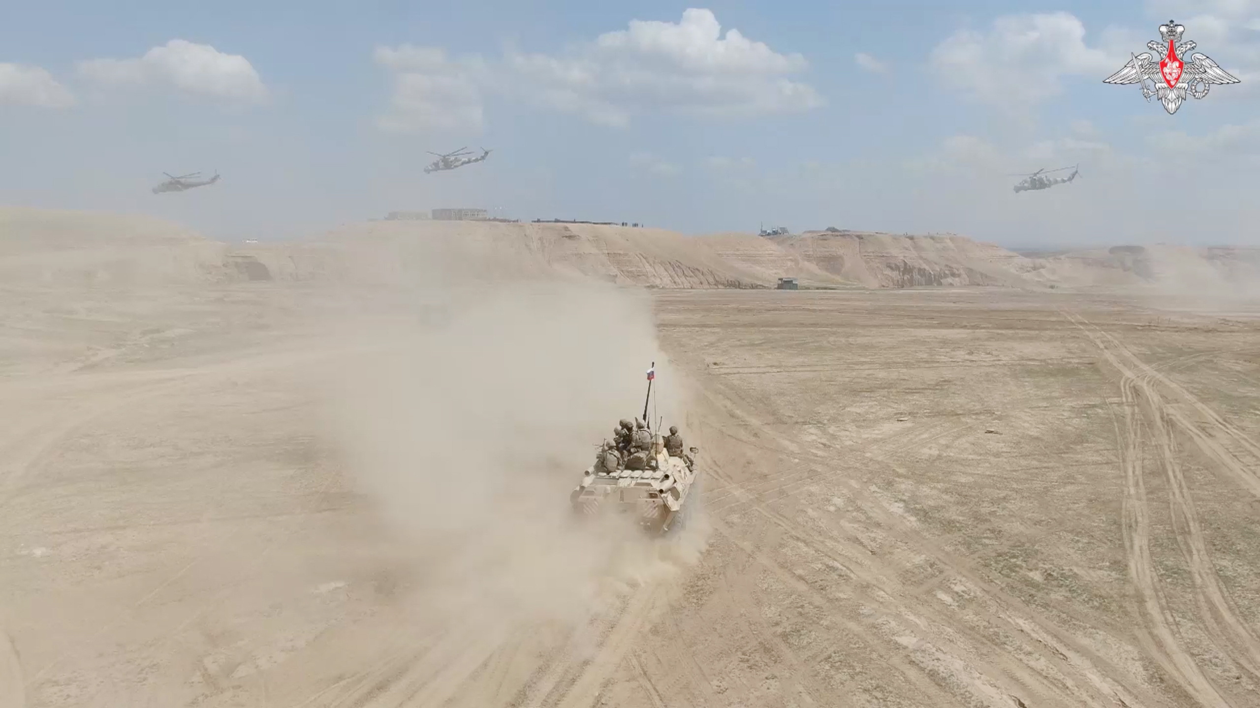 Soldiers from Russia and Tajikistan stage counter-terrorist drills ...