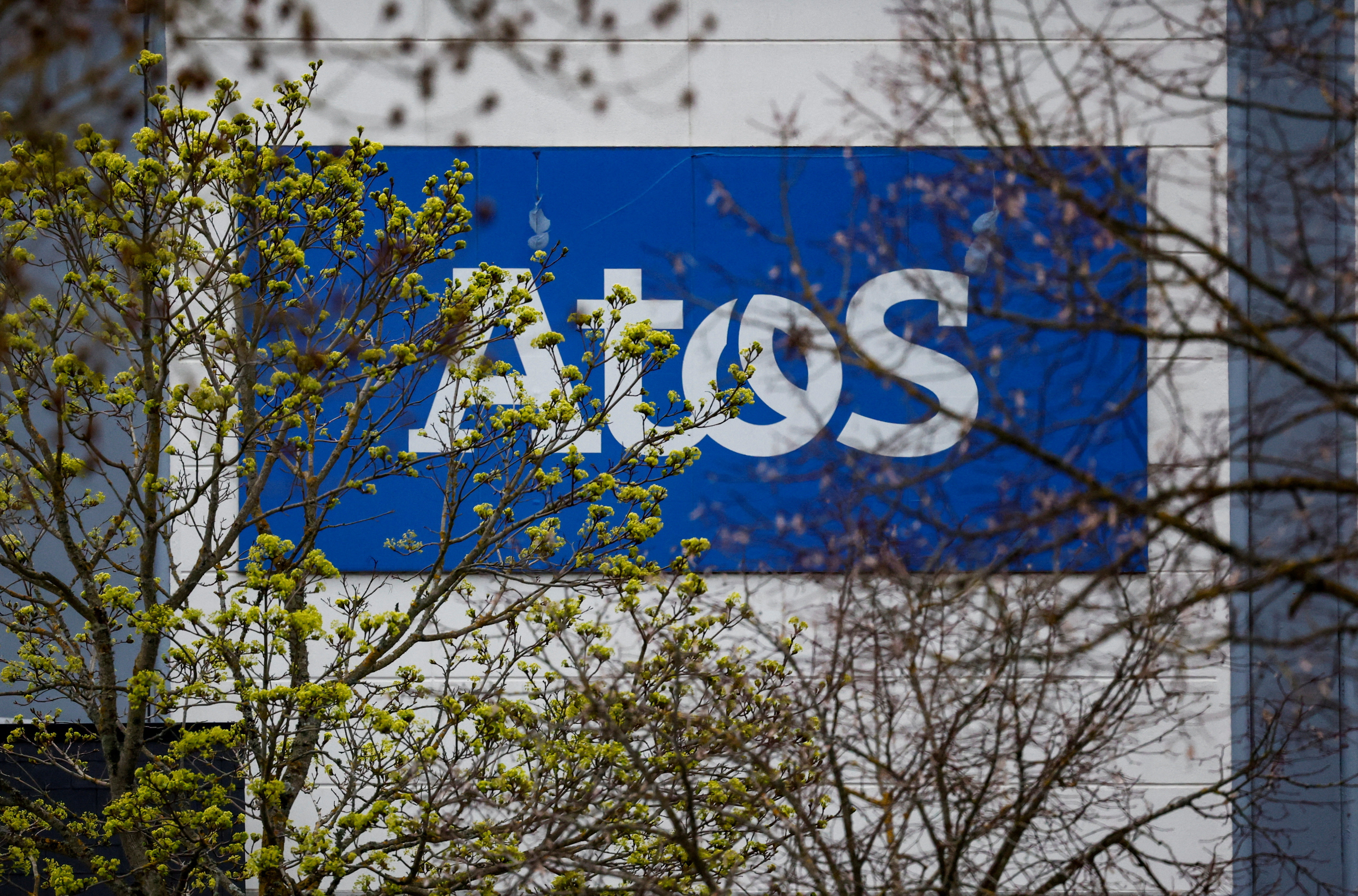 French state seeks to acquire Atos' strategic activities - SWI swissinfo.ch