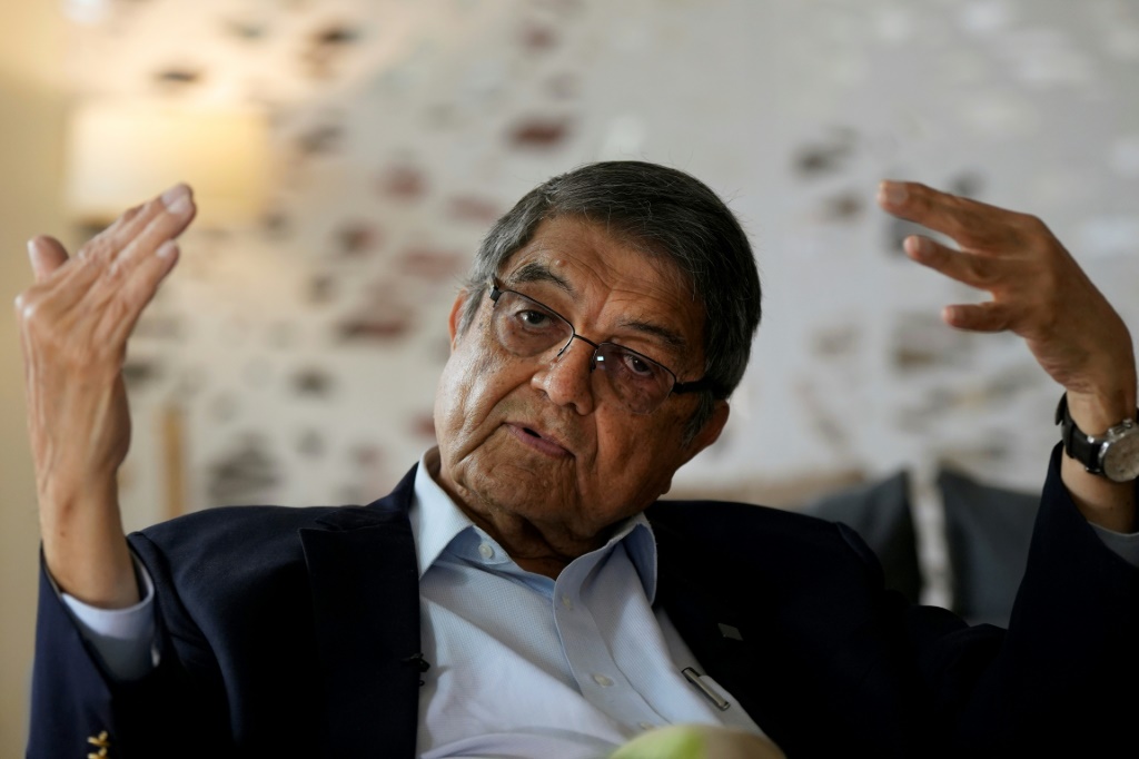 Escritor Sergio Ramírez prevê 'fracasso' da 'ditadura familiar' na ...