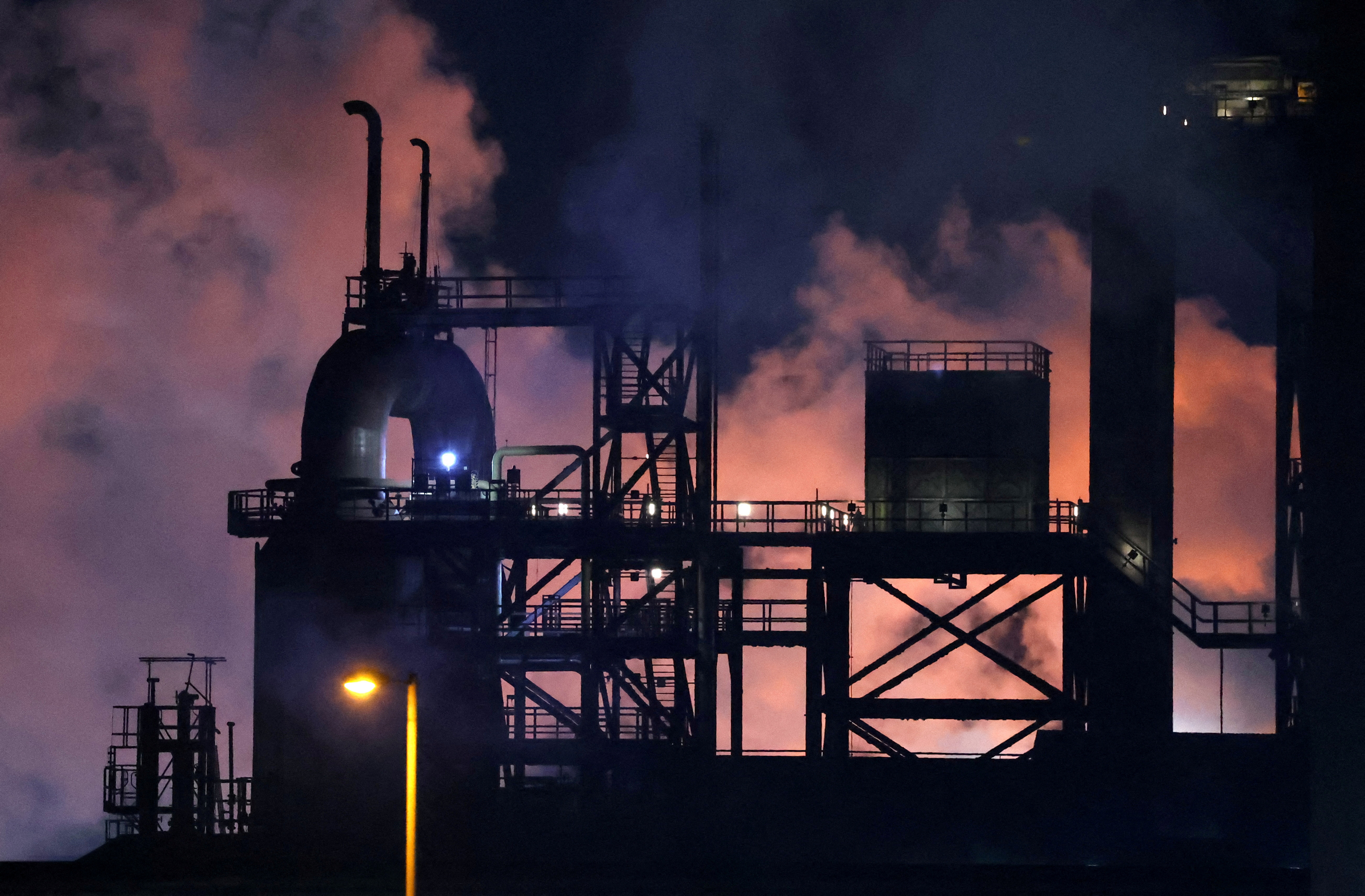 Tata Steel workers in Britain to begin indefinite strike next month ...