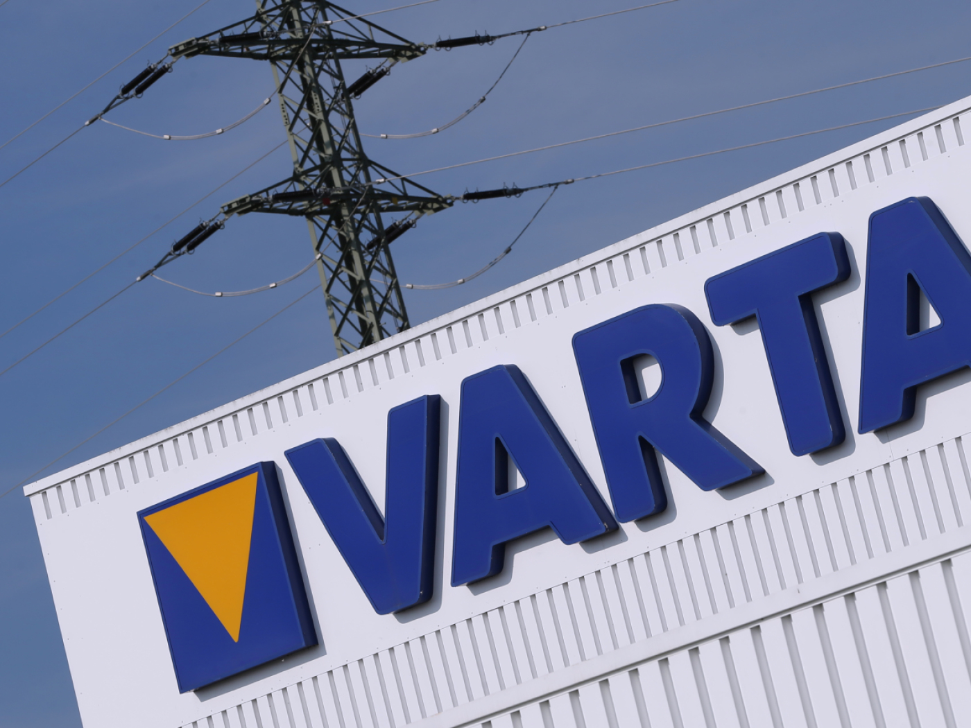Varta lotta per la sua sopravvivenza, in arrivo forse Porsche - SWI ...