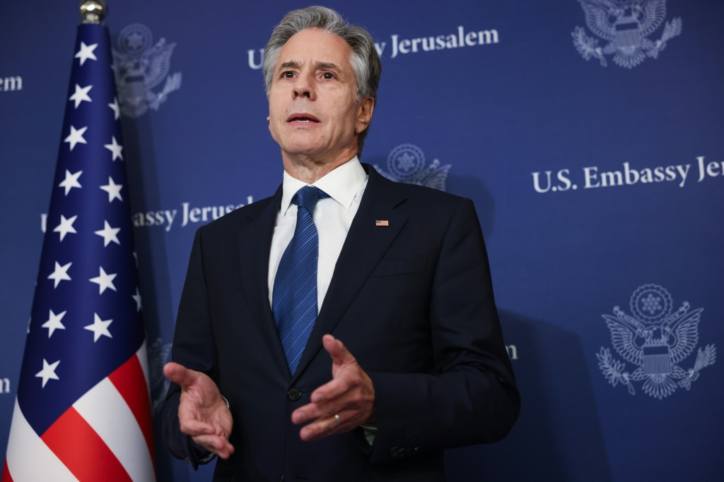 الدبلوماسية الدولية عاجزة أمام التصعيد في لبنان - SWI swissinfo.ch