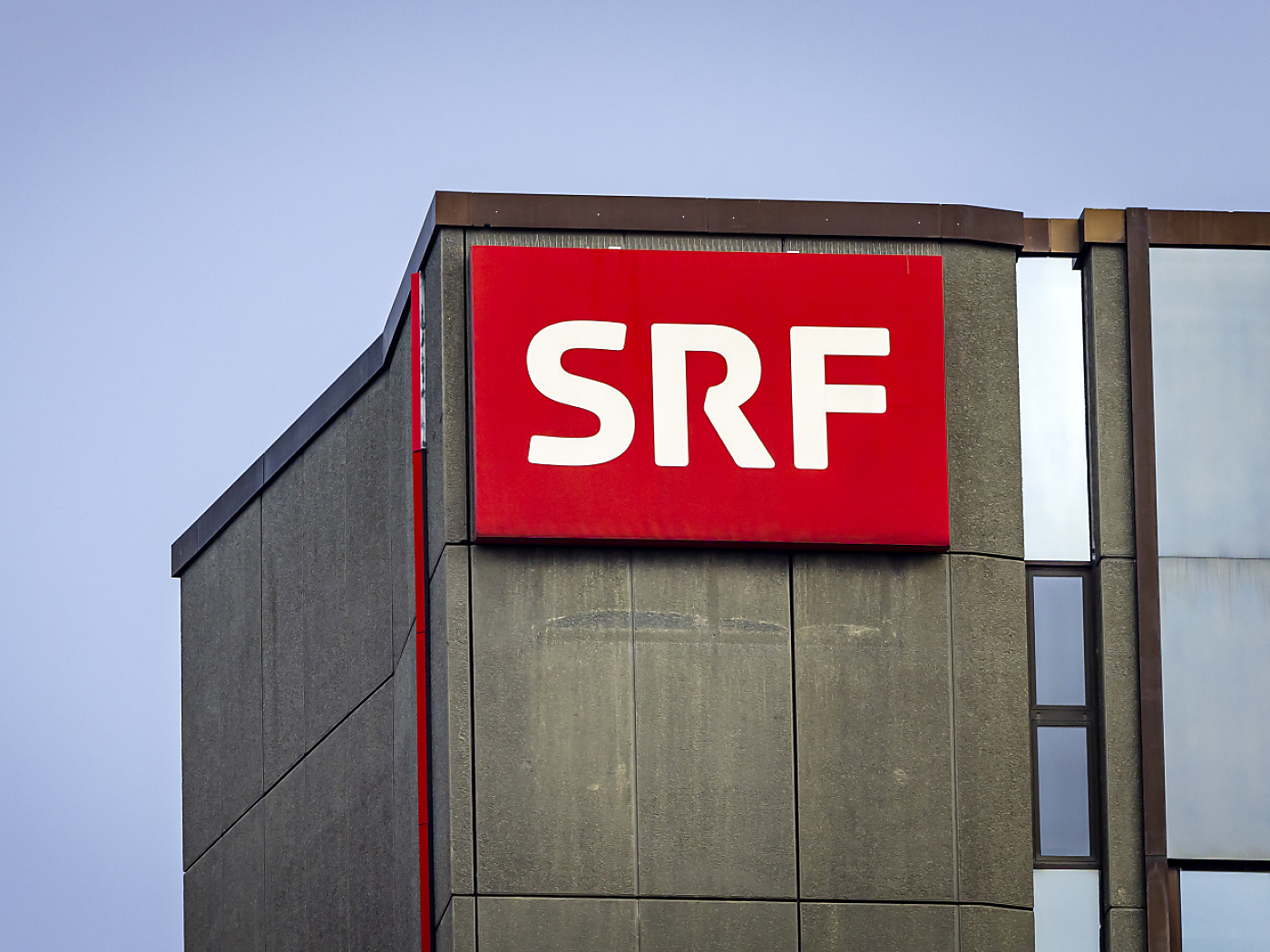 La SRF compte supprimer 50 postes - SWI swissinfo.ch