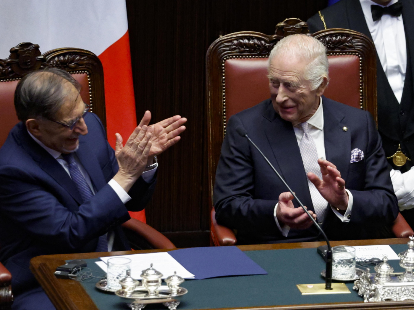 Charles III héraut de la paix en Italie pour ses 20 ans de mariage - SWI swissinfo.ch