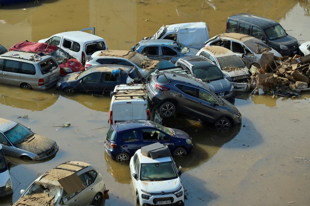 Europa sofreu enchentes históricas em 2024, seu ano mais quente - SWI ...