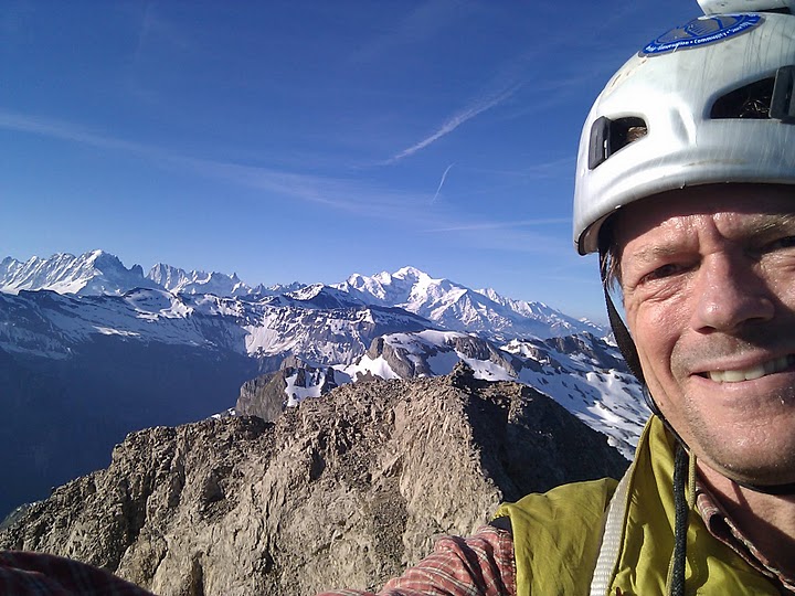 Le voyage de John Harlin stoppé par une chute - SWI swissinfo.ch