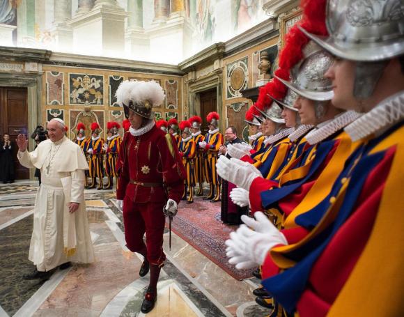 Behind the Vatican walls - SWI swissinfo.ch